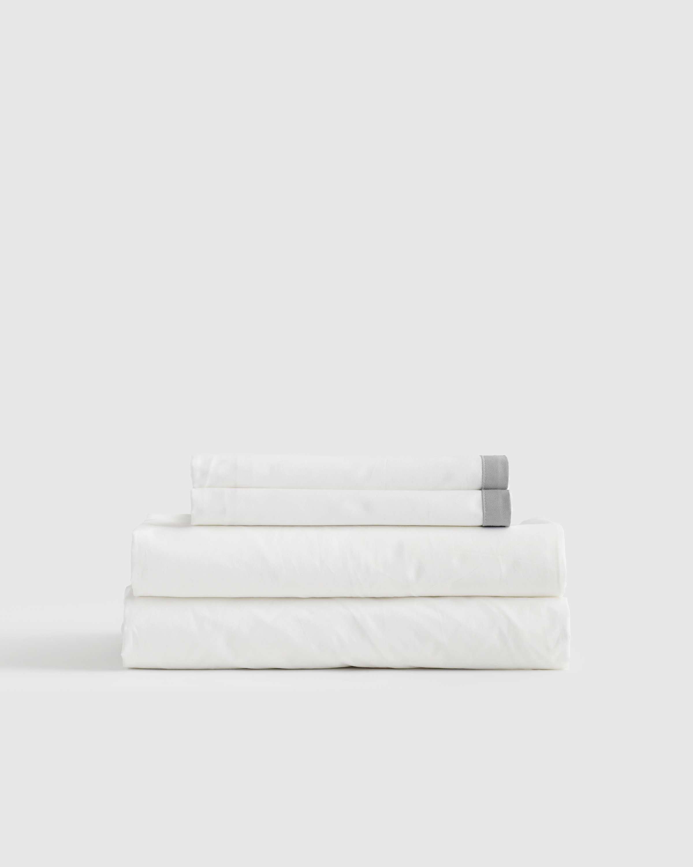 Classic Organic Percale Border Sheet Set in White/light Grey