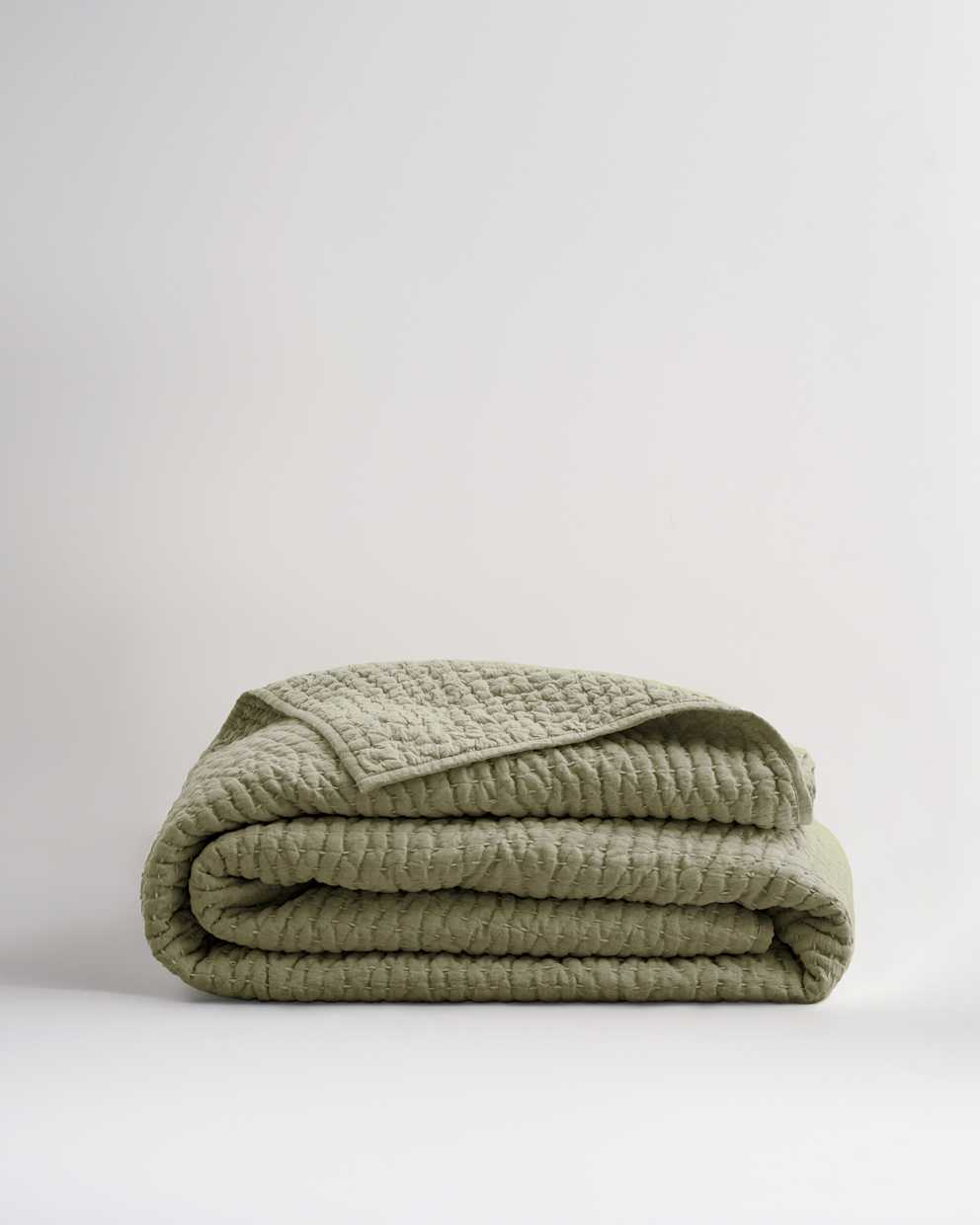 European Linen Cotton Stitch Quilt