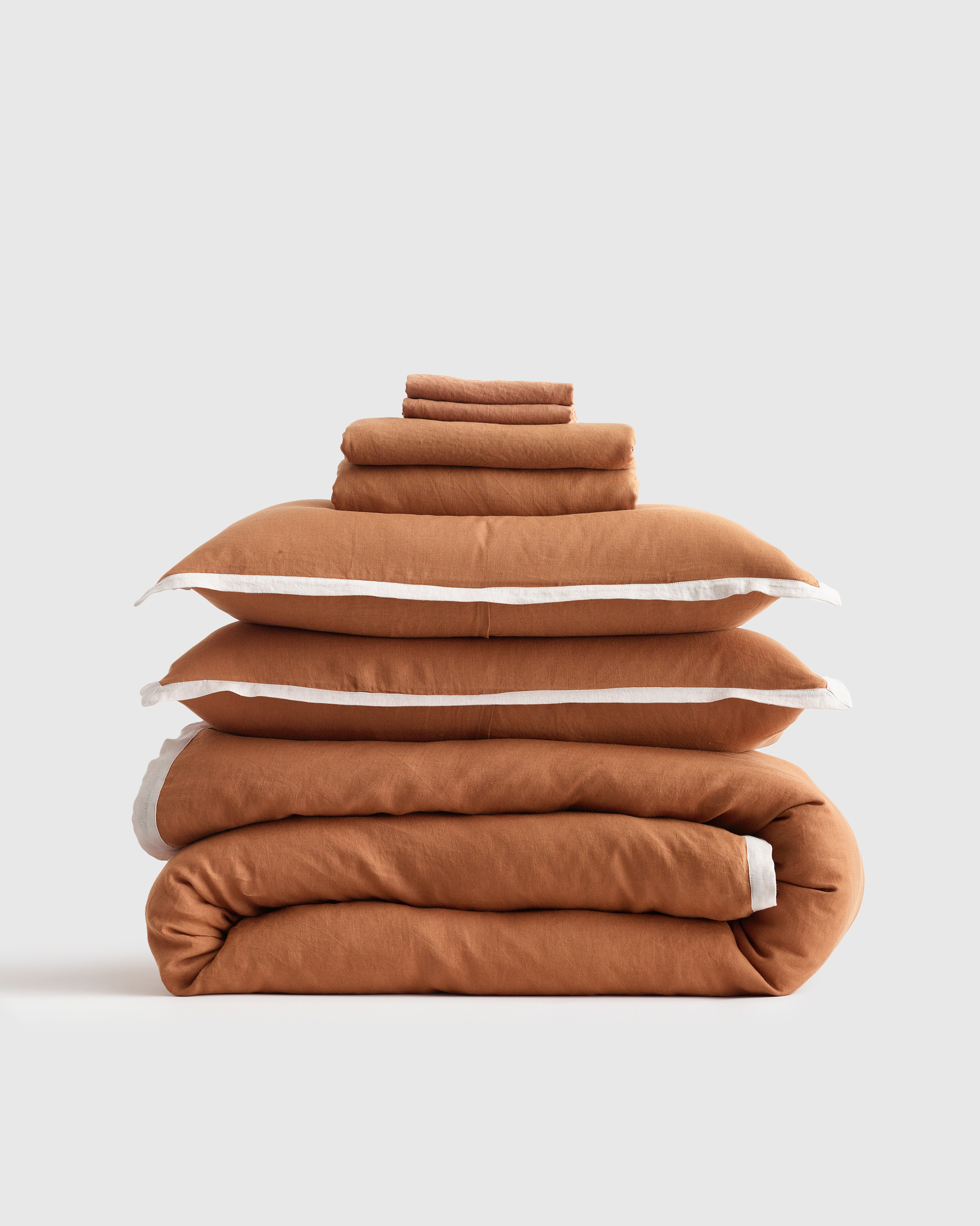 European Linen Contrast Flange Deluxe Bedding Bundle