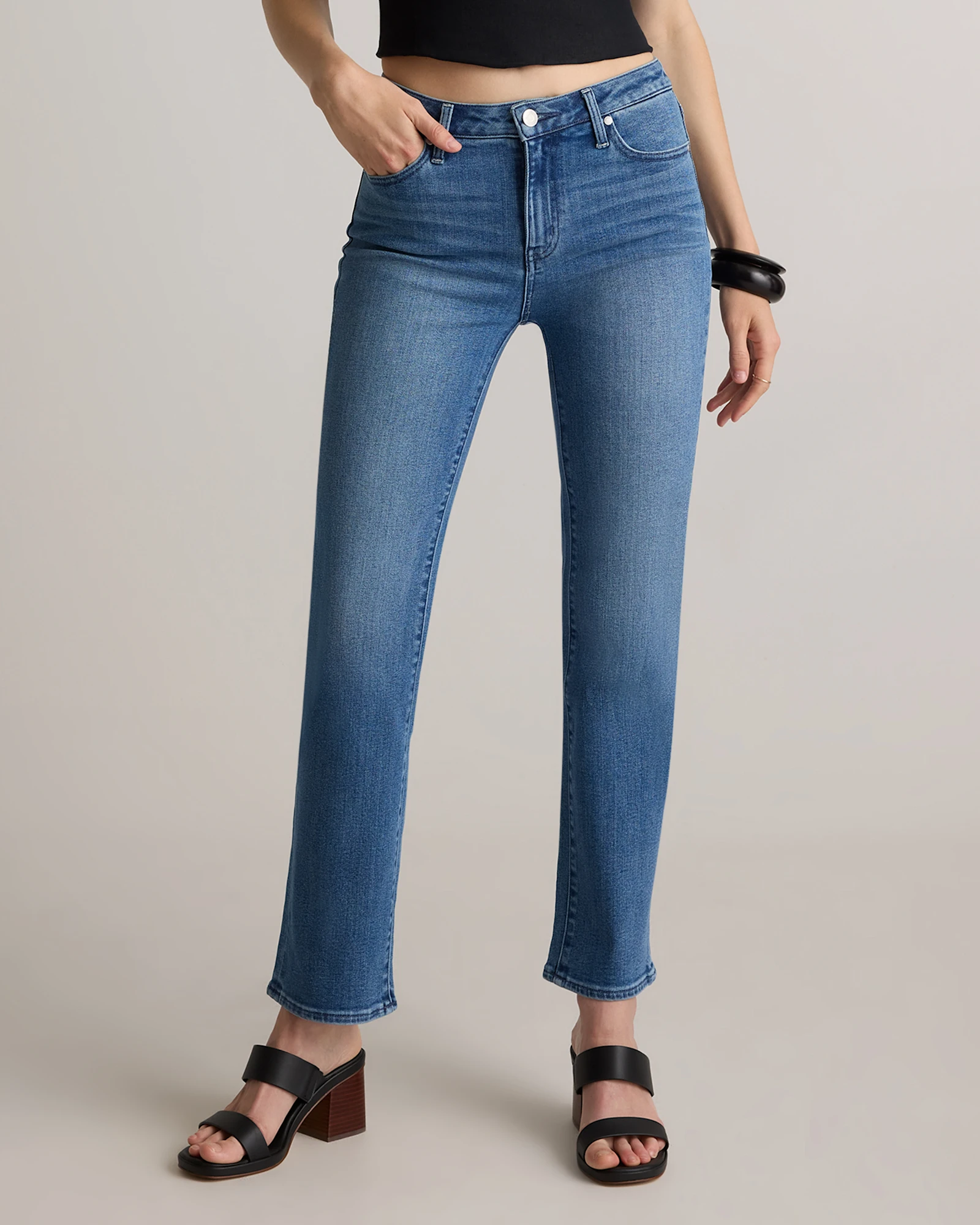 Jean droit Bella Stretch | Quince Canada